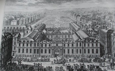 1780 - Le Palais Royal - Paris Unplugged